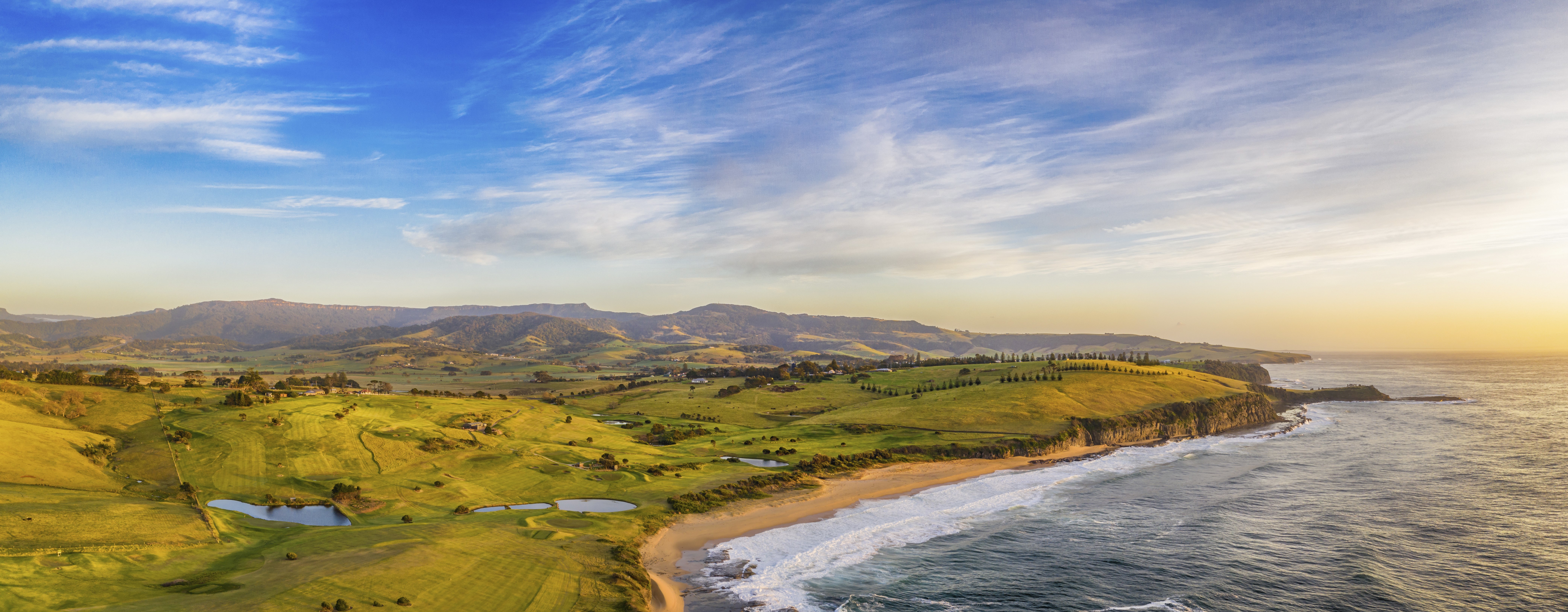 Where to tee off: The top golf courses in NSW | Meet in Regional NSW