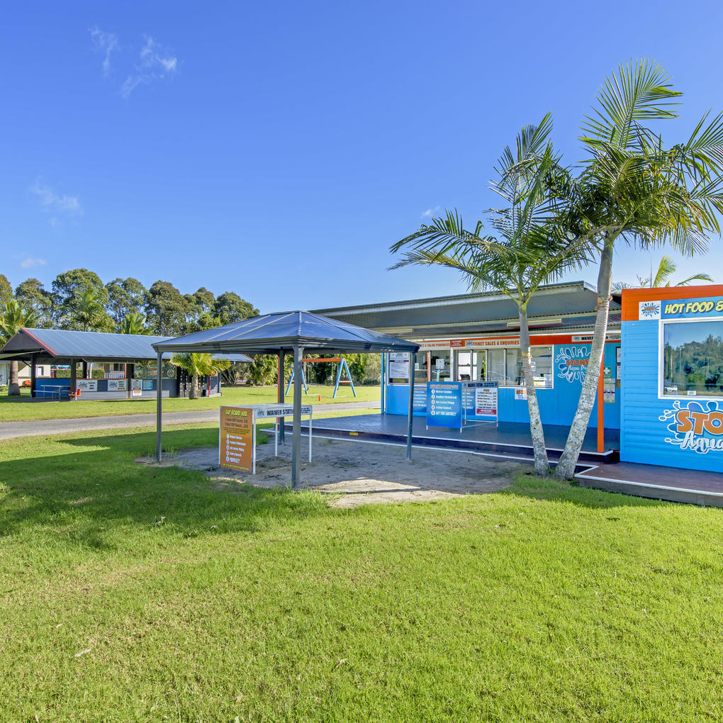 Stoney Aqua Park and Holiday Park | Meet in Regional NSW