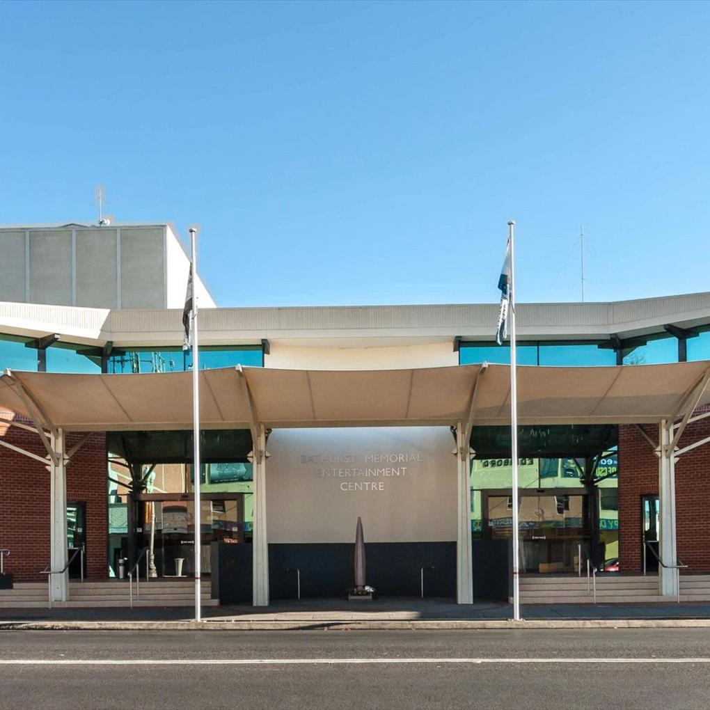 Bathurst Memorial Entertainment Centre | Meet in Regional NSW