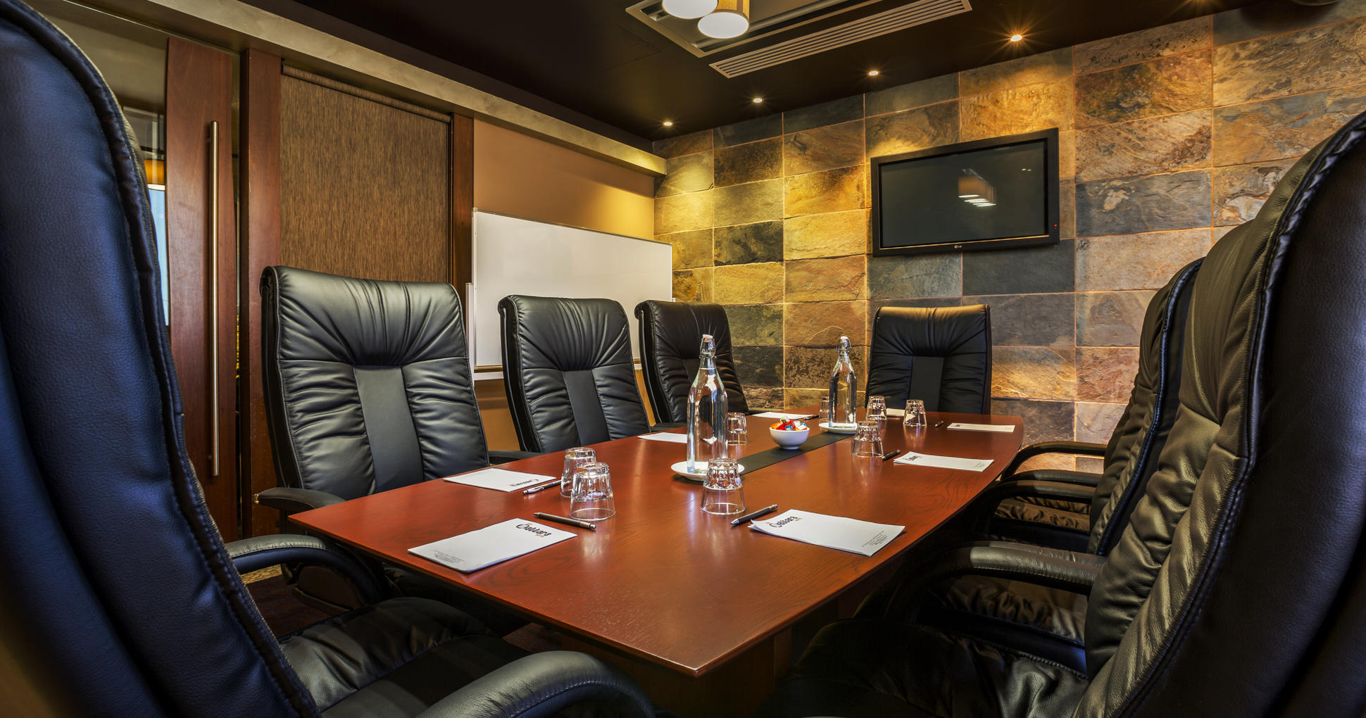 Mattara Hotel | Meet in Regional NSW
