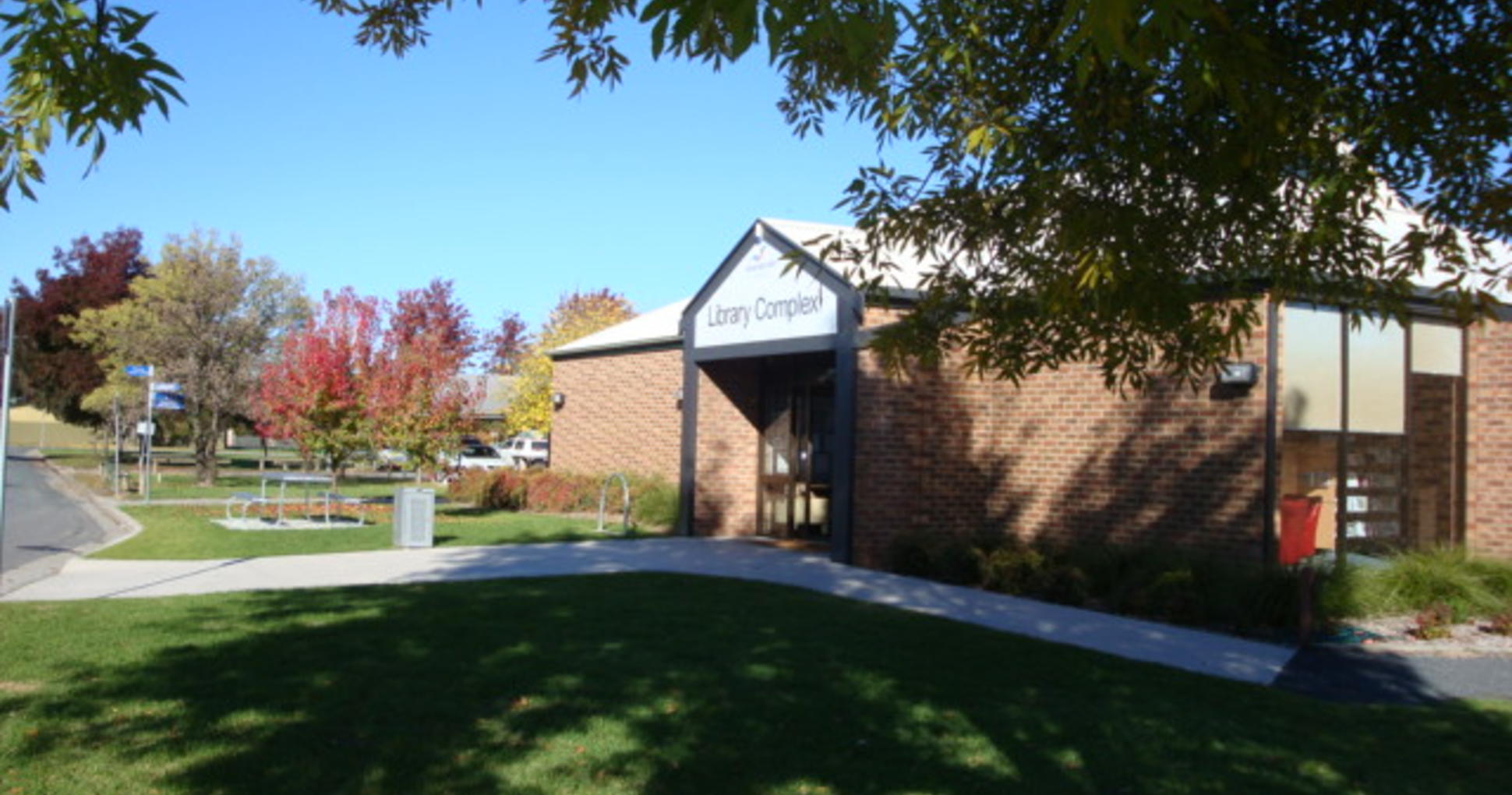 Holbrook Library Complex | Meet in Regional NSW