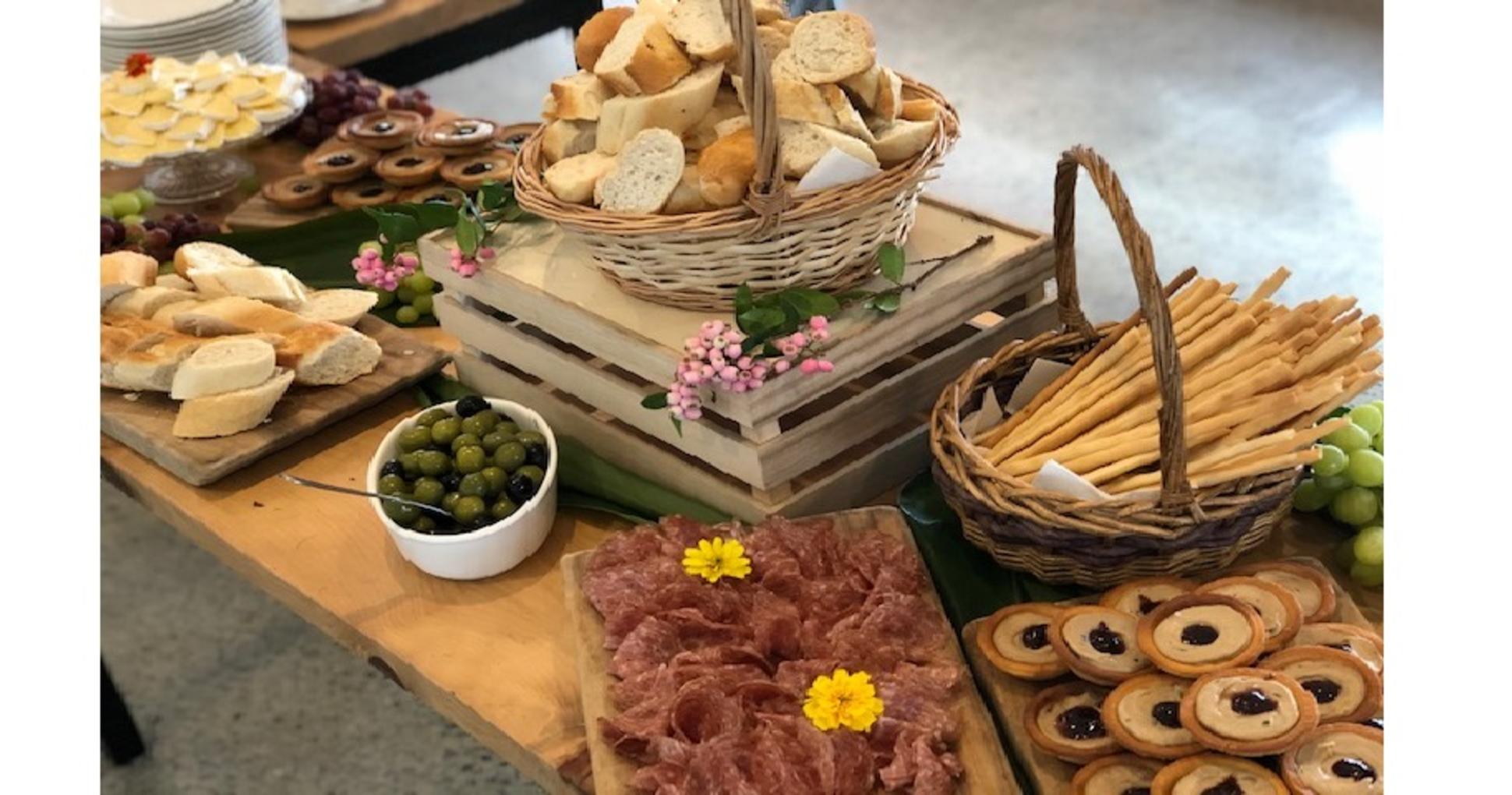Mavis's Kitchen & Cabins | Meet in Regional NSW
